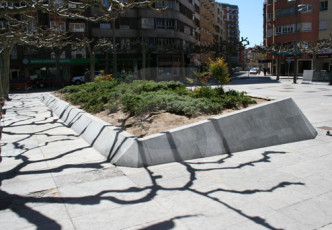 Azul Valverde. Grey limestone. Portugal. Flooring. Decoration